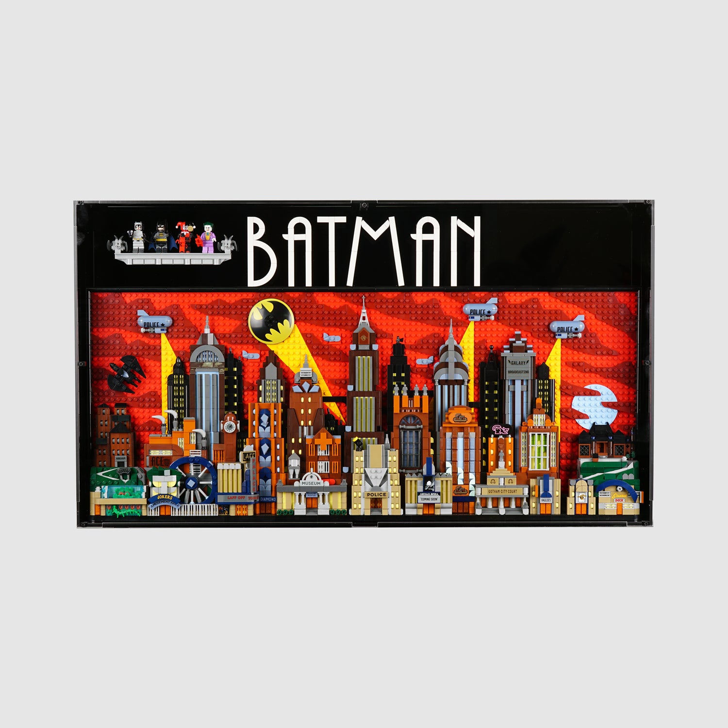 LEGO 76271 Batman: The Animated Series Gotham City™ Display Case | Made ...