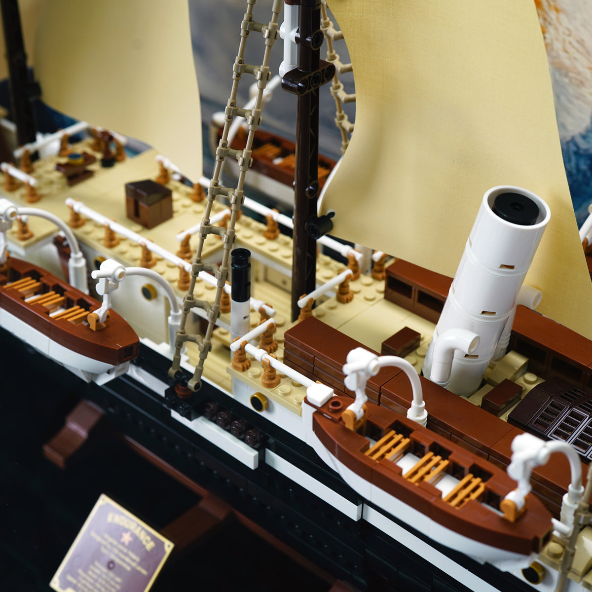 LEGO 10335 The Endurance Display Case | Made in Australia · ONBRICK